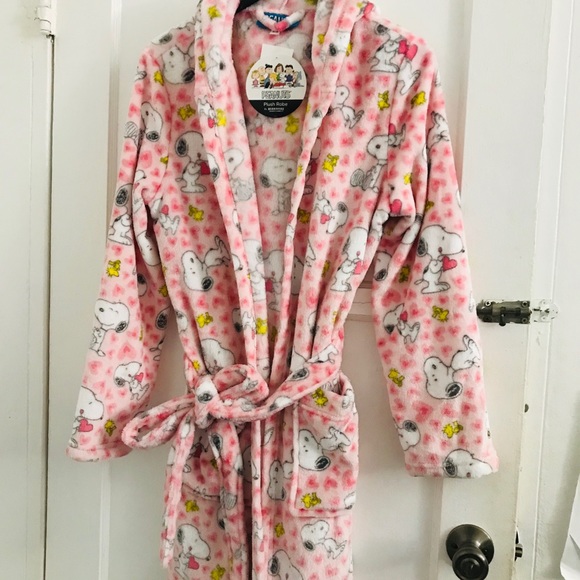 Peanuts | Jackets & Coats | Snoopy Robe | Poshmark